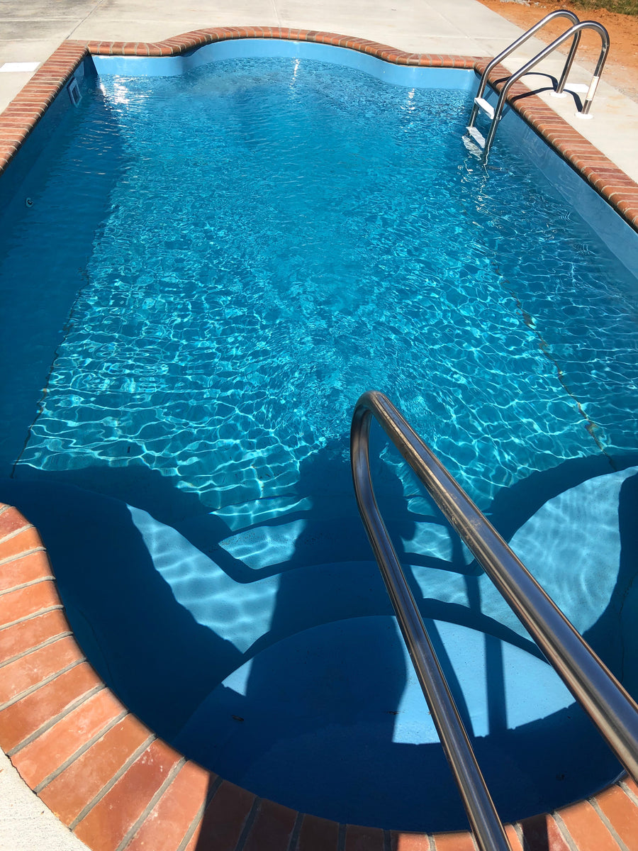 The Naples Fiberglass Pool 11' X 23' – iDesignPools.com